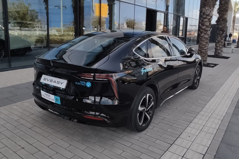 רכב חשמלי - חשמלית במנוי חודשי - EVEASY לימו כבר כאן